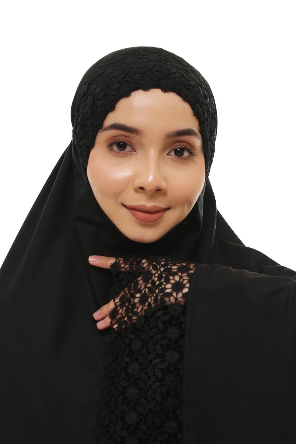 Modish Amna in Black with Exclusive Amna Series Box – Siti Khadijah ...